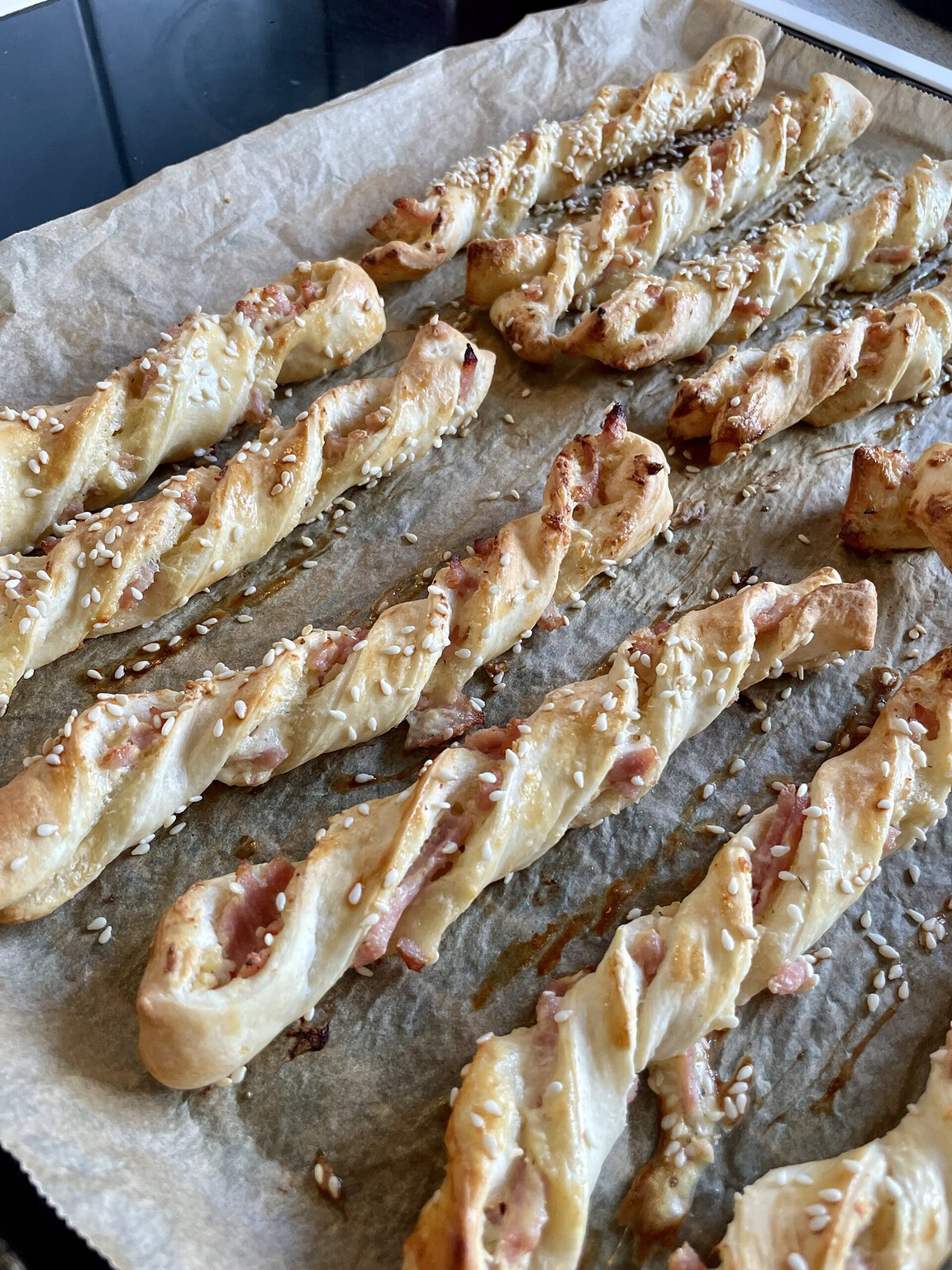 Pizza twisters med pikant ost og skinke | geniale til madpakken